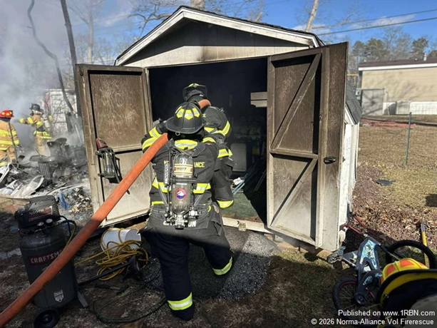 Mutual Aid Brings Structure Fire Under Control on Applewood Lane