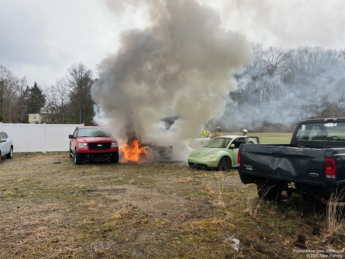 2 Vehicles Burn in Occum
