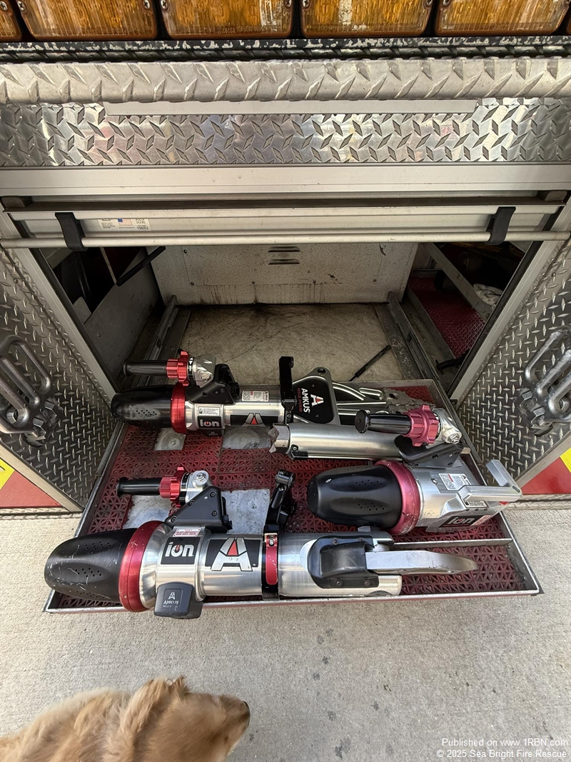 Sea Bright Fire Rescue Puts New AMKUS Rescue Tools in Service