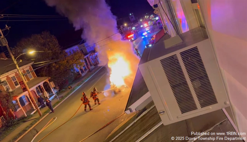 Engine 9-1 Crew Quickly Extinguishes Car Fire in Mutual Aid Response