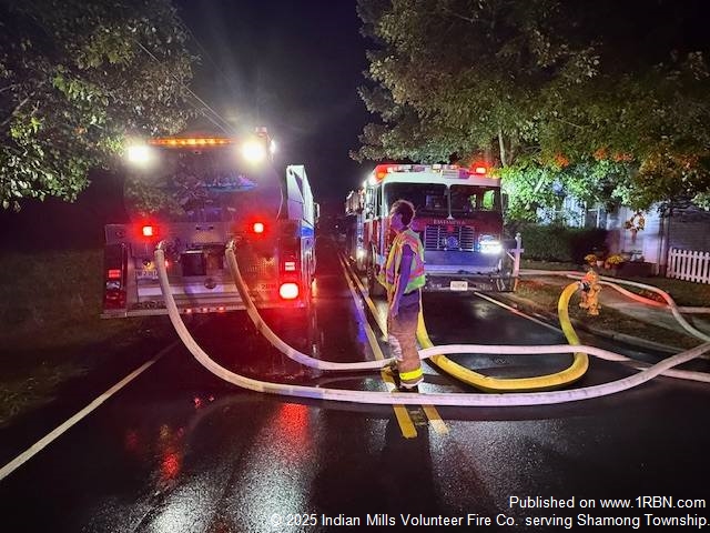 Tender 2816 Assists at Red Lion Road Building Fire in Southampton