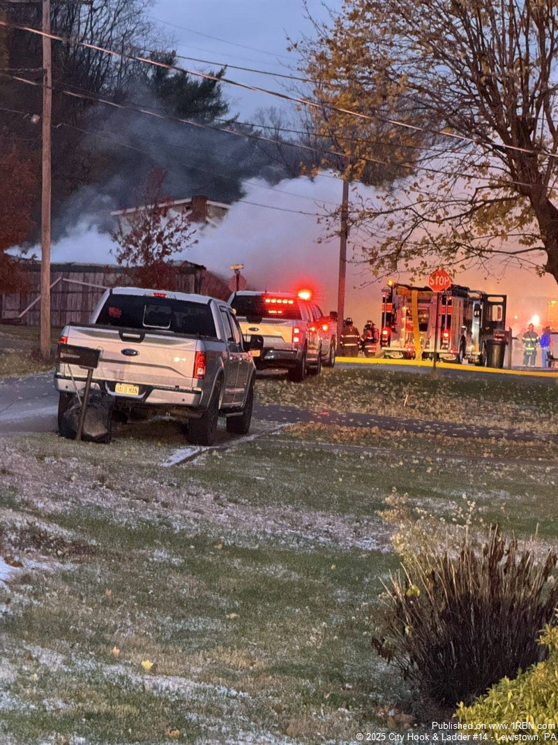 City Hook & Ladder #14 Responds to Glenwood Garage Fire.