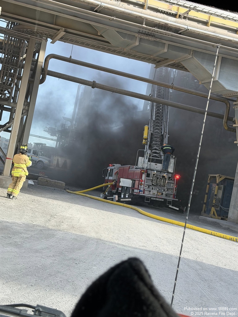 Ravena Fire Dept. Crews Provide Rehab at Working Industrial Fire