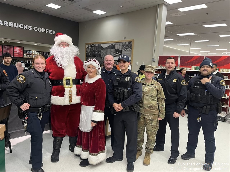 Community Heroes Bring Holiday Joy to Local Children at Copiague Event