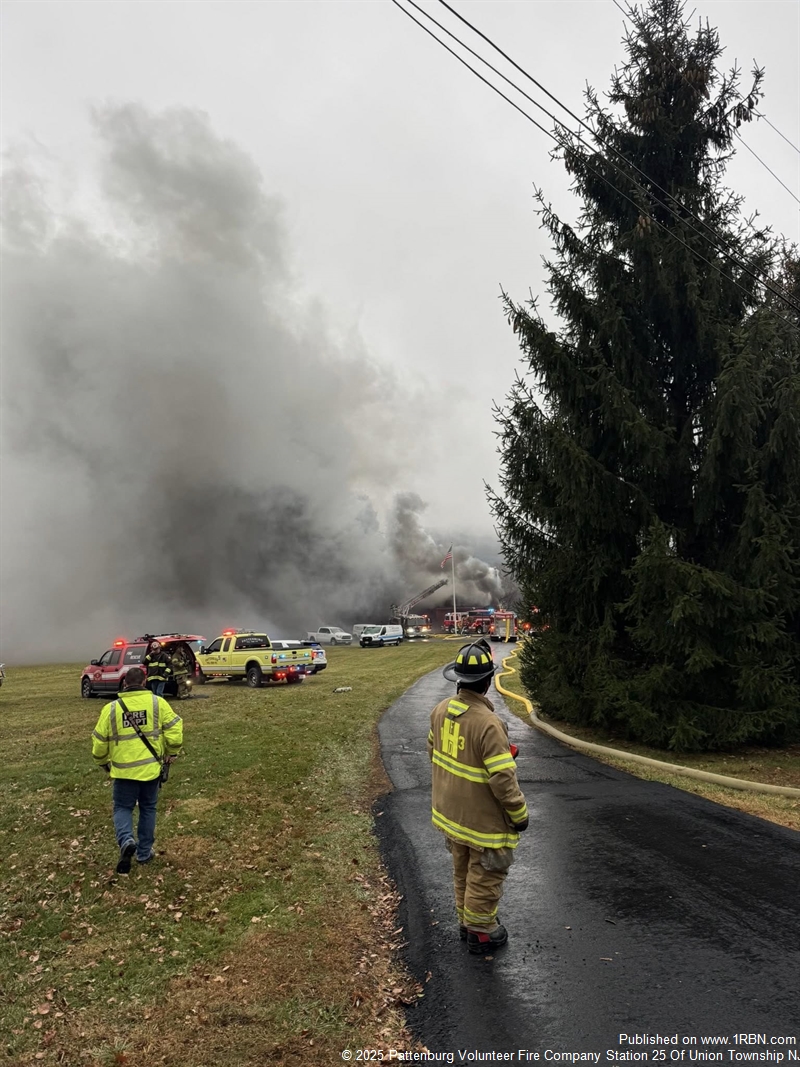 Mutual Aid Units Support Station 25 at Residential Building Fire